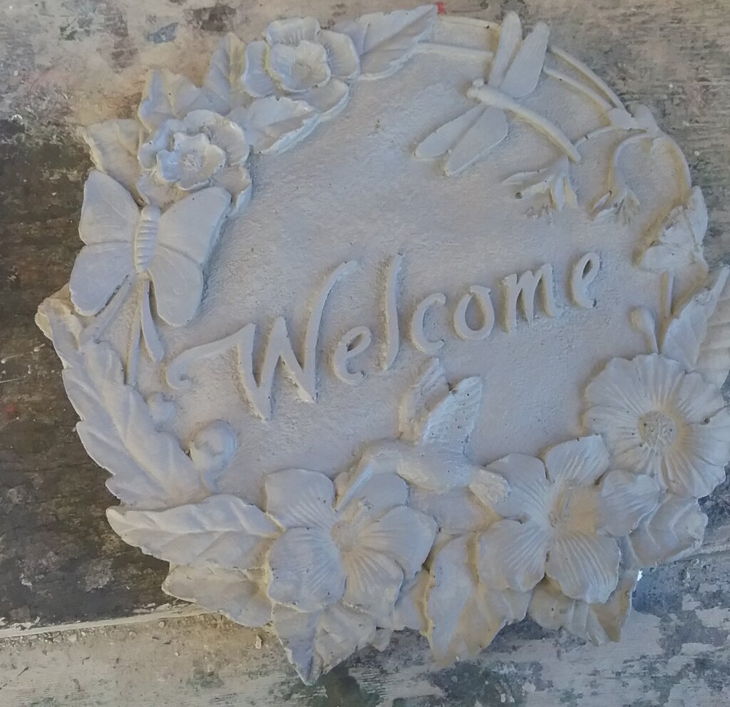 Welcome Signs Archives - Country Garden Concrete